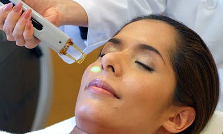 What is an Excimer laser treatment? | by Vivaaestheticclinic | Medium