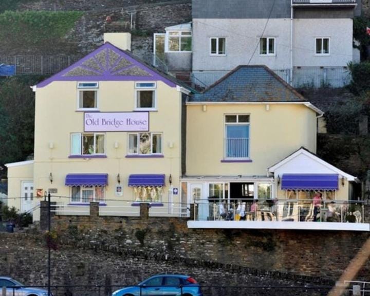 Celebrities who live in Cornwall - The Old Bridge House - Medium