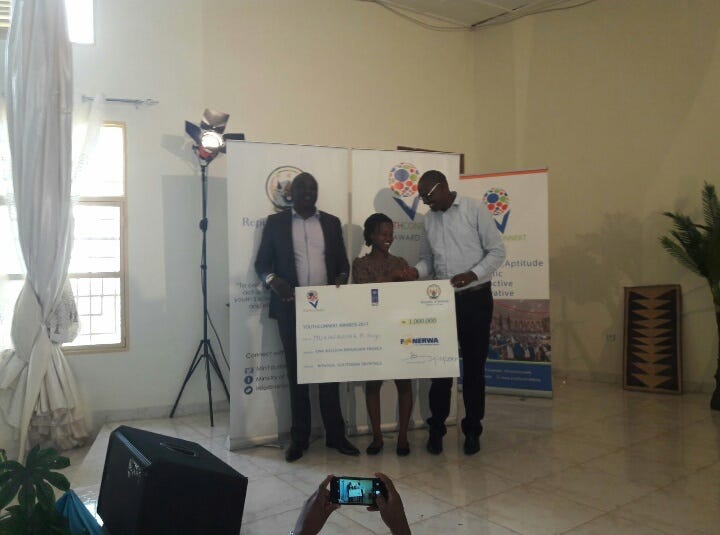 Ange Mukagahima yegukanye 1,000,000Rwf ya ‘YCA 2017' kuntara y ...