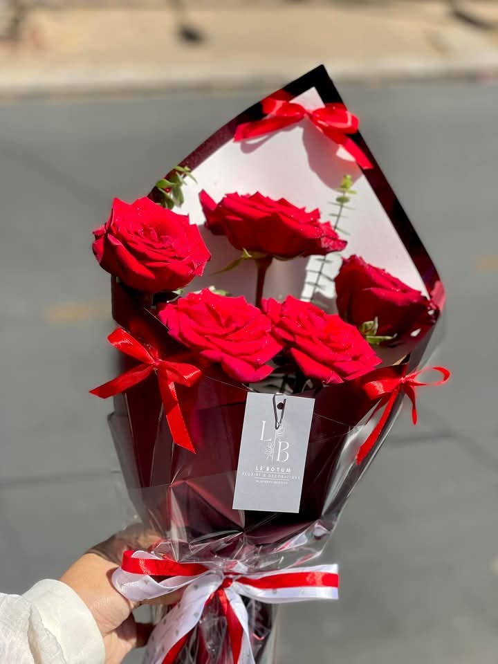 The Fascinating World of Flowers: Beauty, Symbolism, and Importance ...