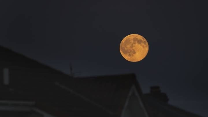 Full Moon, Too Full of Doubt | by biru | Medium