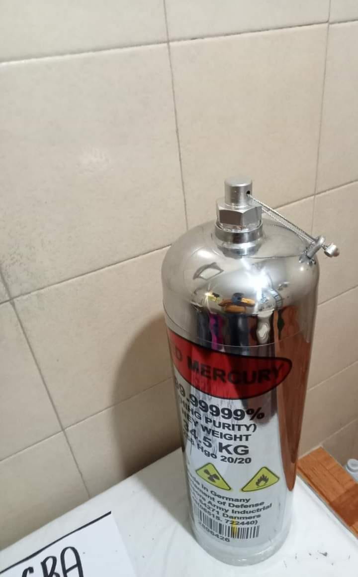 RED ORIGINAL MERCURY - Dr Hamed Hamza - Medium