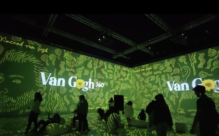 Projector Mapping — Van Gogh Immersive Experience | Medium