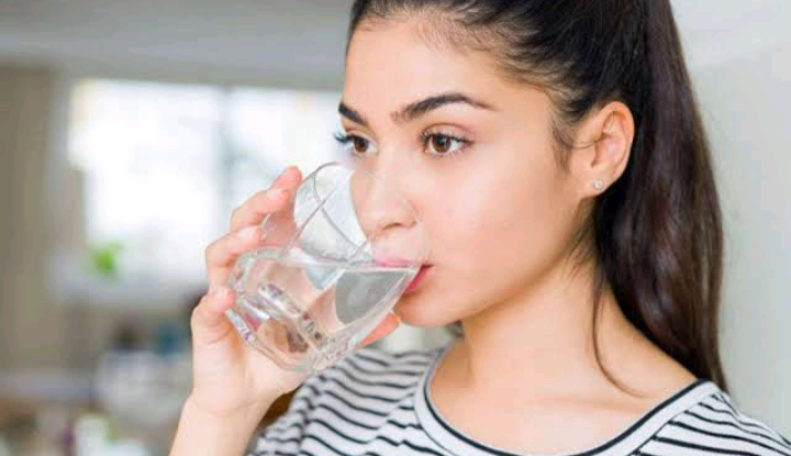 The Reason Why Drinking Water In The Morning After Waking Up Is Important | by habiblahi_alako ...