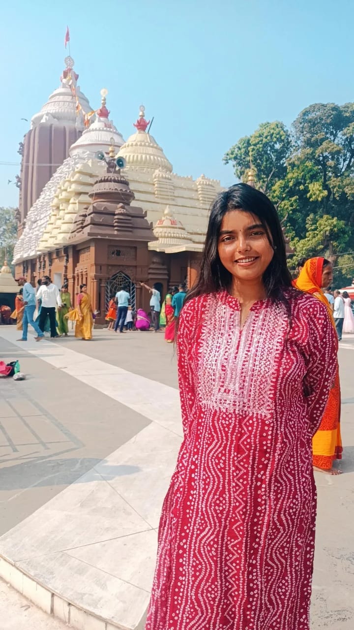 I Spent $200 & 8 hours to reach Odisha for $1 Street Food | by M.Ayushi ...