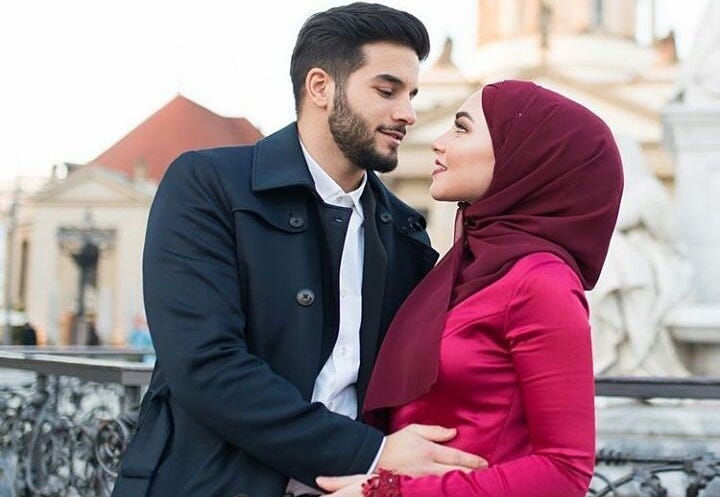 Romantic Muslim Wedding Couples