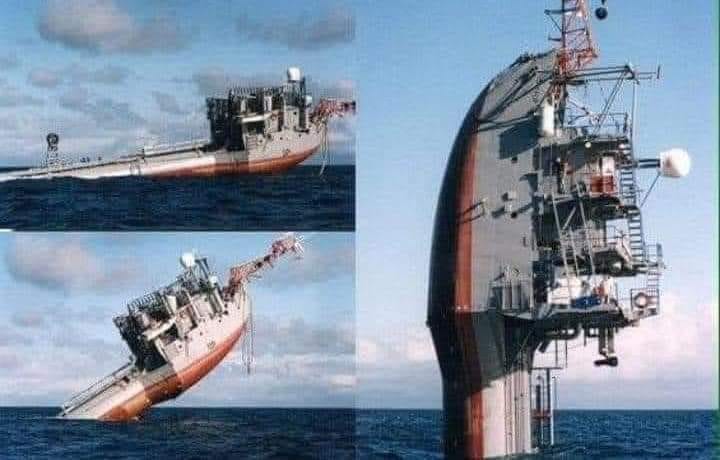 The RV Flip research vessel is the only ship in the world that can ...