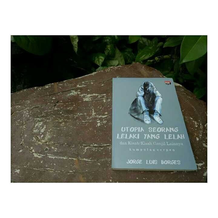 Borges dan Utopia Seorang Pembaca | by Wawan Kurniawan | Teman Menulis | Medium