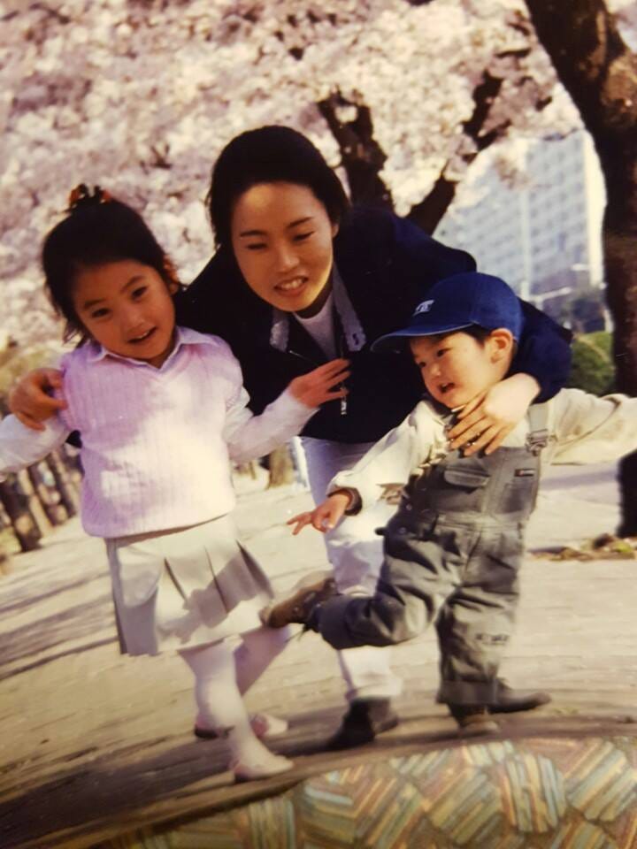 Colima y Corea, flores de primavera | by universo949 | Medium