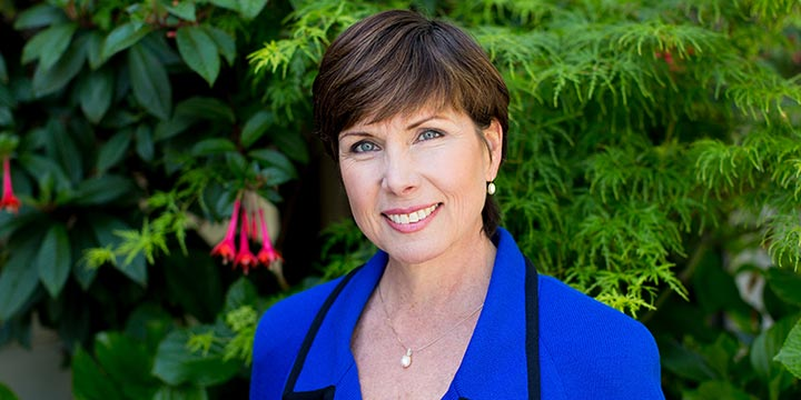#enLIGHTNING Advice. Cara Hale on Projecting Confidence and… | by ...
