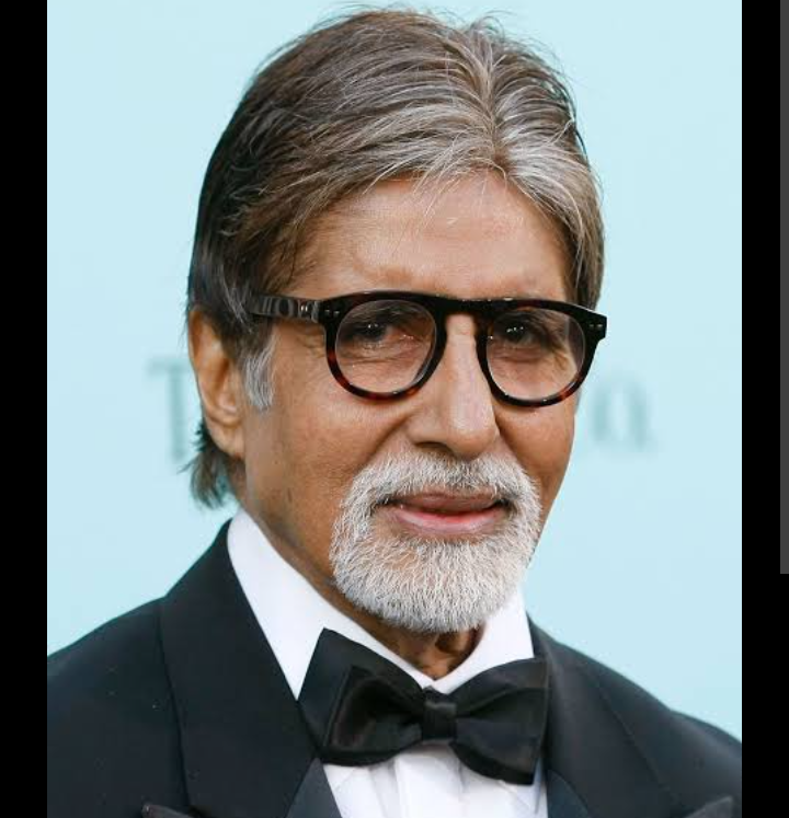 **The Life of Amitabh Bachchan: A Amazing Journey** | by Sundaskhan | Aug, 2024 | Medium