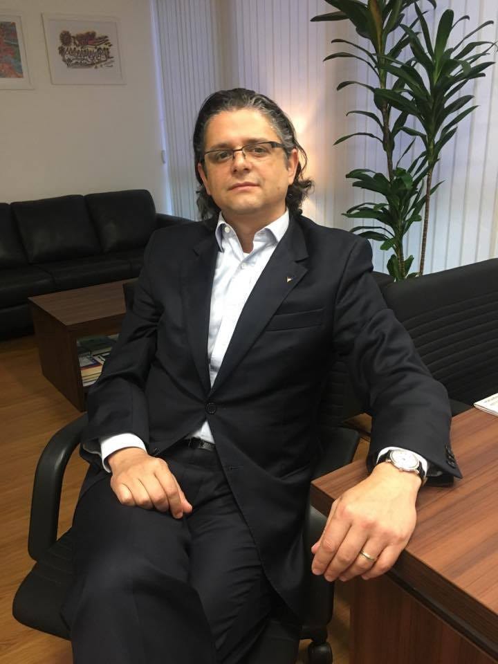 O Paraguai é logo ali…. Temos observado em várias mídias… | by Crowe ...