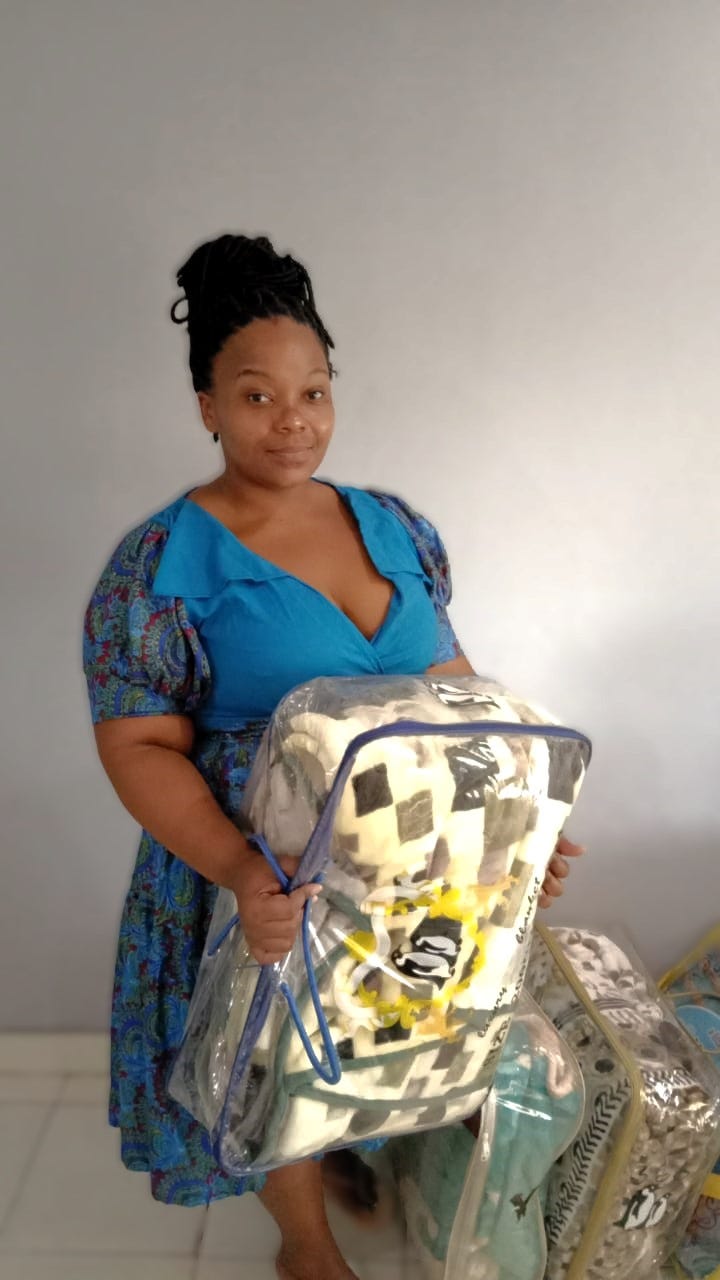A YOUNG WOMAN’S SELFLESS ACT. By Simthandile Ngcobo | by Simthandile ...