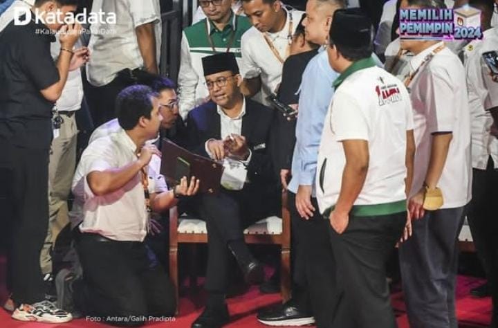 Debat Capres dengan Topik Pemerintahan | by Rabiatuladawiah | Medium