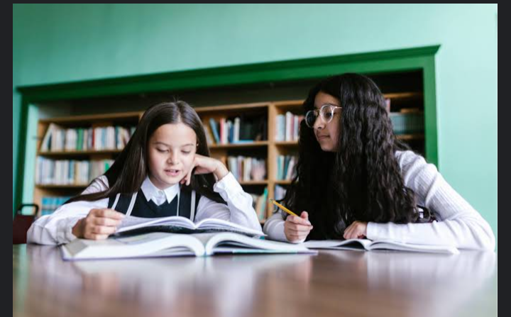 The Challenge of Illiteracy in Pakistan: | by Moni Article Writer | Medium