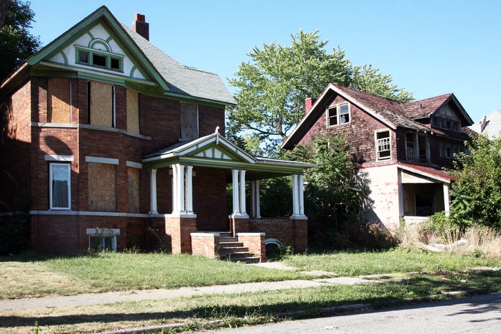 4 Reasons to Flip a House in a “Bad” Neighborhood | Tarek and Christina ...