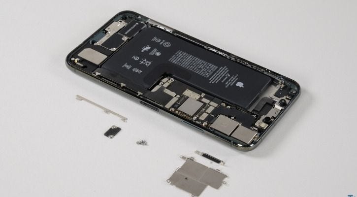 iPhone 11 Review: Apple Finally Makes Affordable Flagships - Alice ...