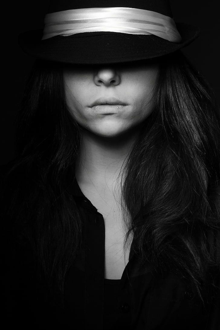 (In)authentic Femininity & Optical Allyship | by Samadrita Kuiti | Medium