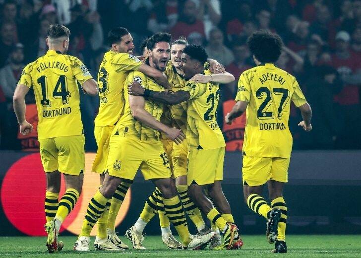 A epopeia Borussia Dortmund. Um texto sobre futebol? | by Gabriel ...