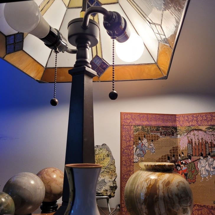 Changing a Light Bulb. A one-minute play | by Bear Kosik | ILLUMINATION | Mar, 2024 | Medium