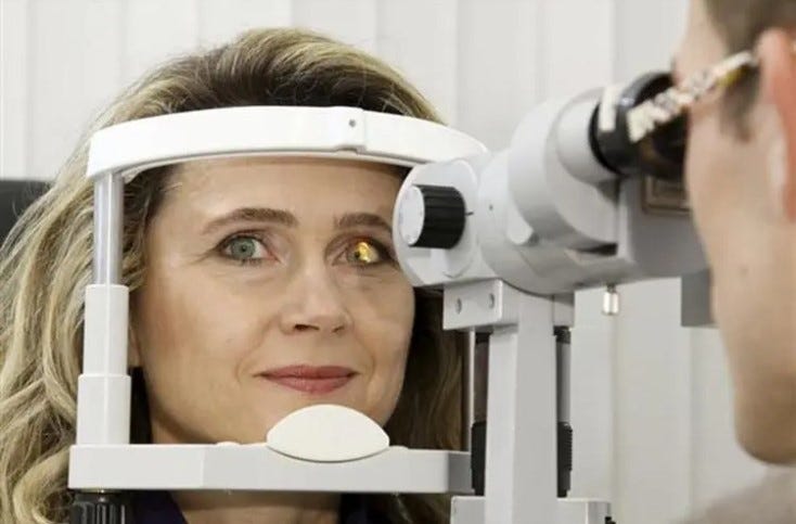 Can lutein and zeaxanthin reverse cataracts? | by JOYWIN Natural ...