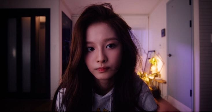 perihal bunga, juga, Kenapa? - vio. - Medium