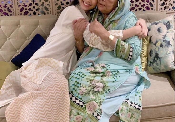 Embracing Kindness: A Day of Random Acts | by Wardia Hameed | Medium