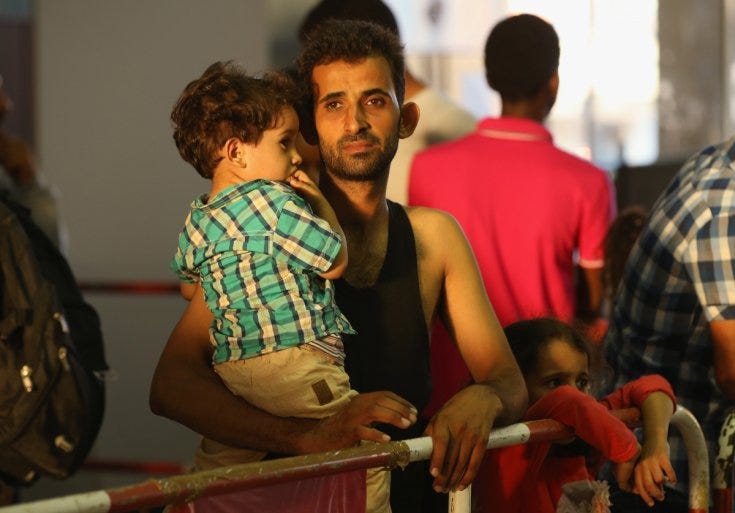 What is the difference between a migrant, a refugee and an asylum ...
