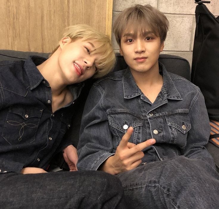 Elio & Jarish Elio dan Jarish sudah bersahabat sejak keduanya masih ...
