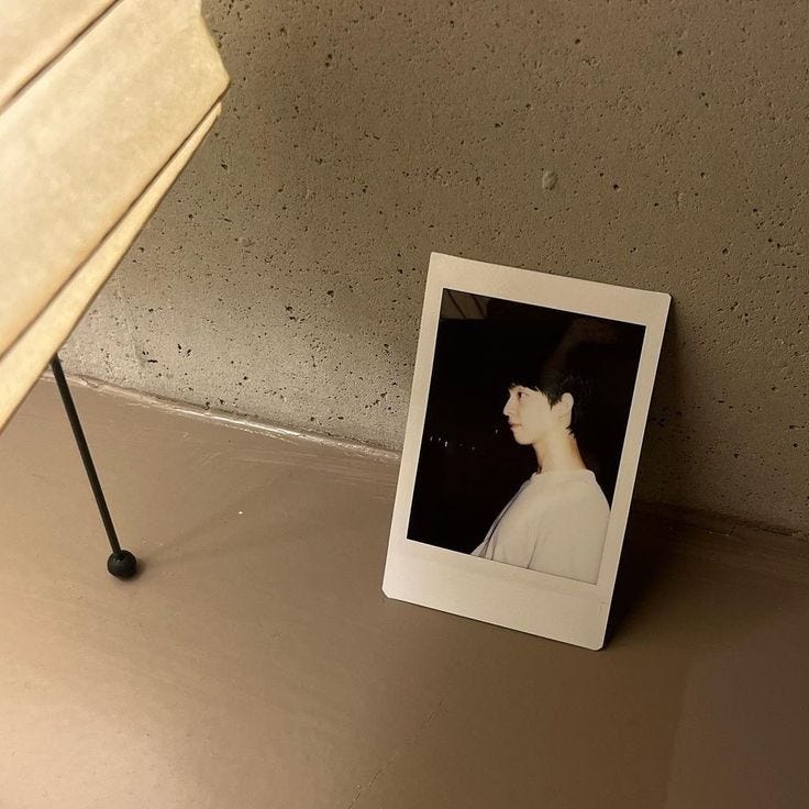 Sepenggal Perahu Kertas. - Shei. - Medium