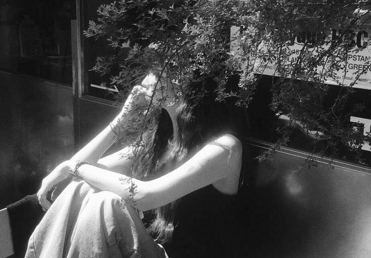 A lull between the wounds of someone anxious. | by Dionne Marlowe | Jun, 2025 | Medium