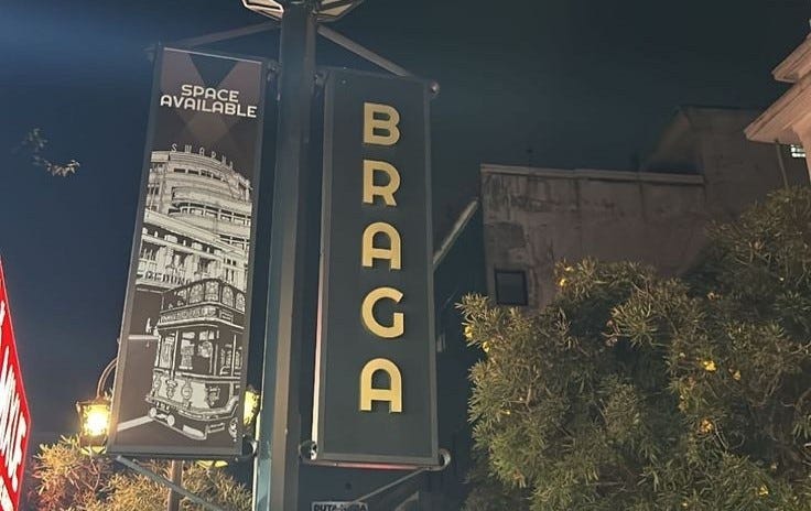 Aku, kamu, dan Braga. - Acel - Medium