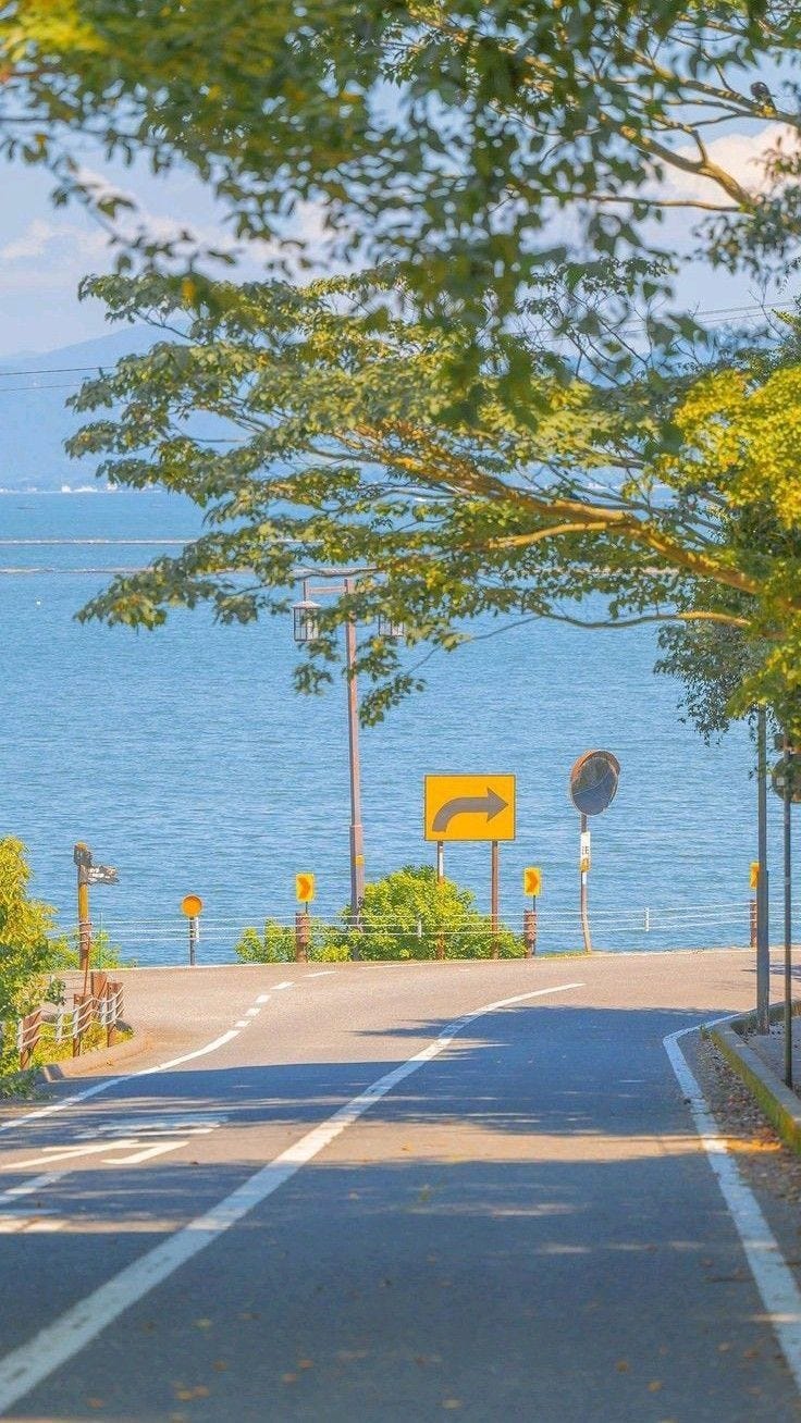 Sisi Kanan Sebelah Hati - Vita Zadin - Medium