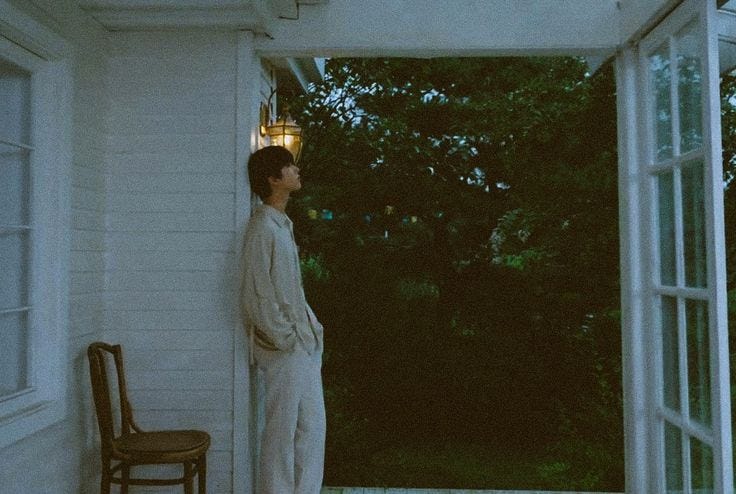 Mendekap Dua Puluh Tiga. 📷 : Pinterest | by Bear | Medium