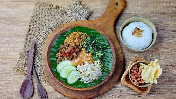how to make pecel ( Indonesian peanut sauce salad ) | by Sarahfathihah ...