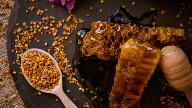 These are the Benefits and Side Effects of Bee Pollen | by Nona ...