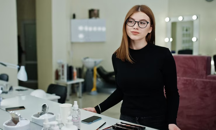 Improve Your Salon With Our Beauty Salon Management Course | by allen ...