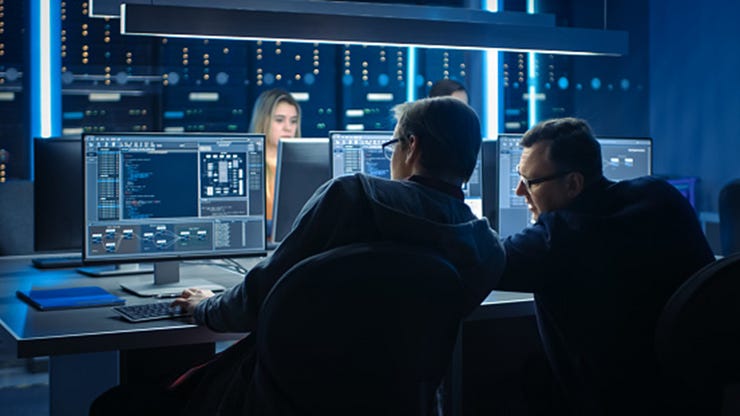 An overview of a security operation center | by Ravindu Thomas | Medium