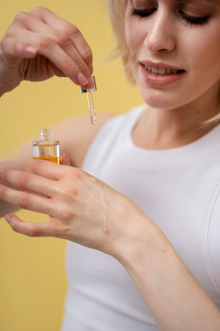 The Science behind Hydrating Facial Oils — How They Work to Keep Your ...