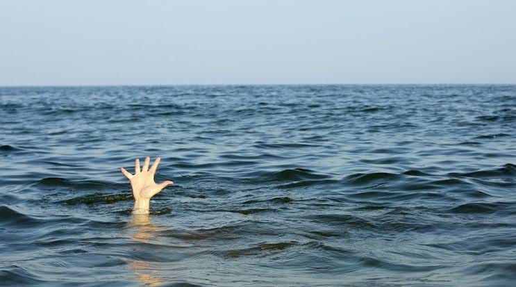 TEACHER TRIES SAVING DROWNING CHILDREN BUT HE DROWNS - Richard Enaruna ...