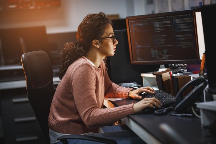 What It’s Like to Date a Software Engineer | by Erin Kruger | Medium