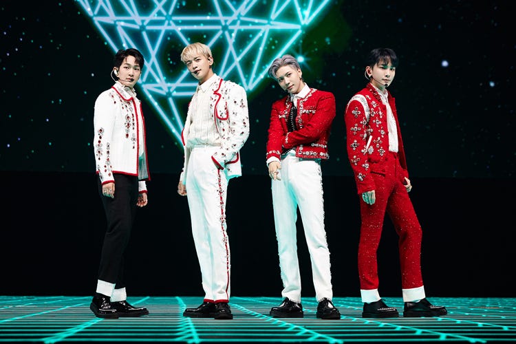 ‘Beyond LIVE’ heralds new concert experience in K-pop | by Lyka P. | Medium