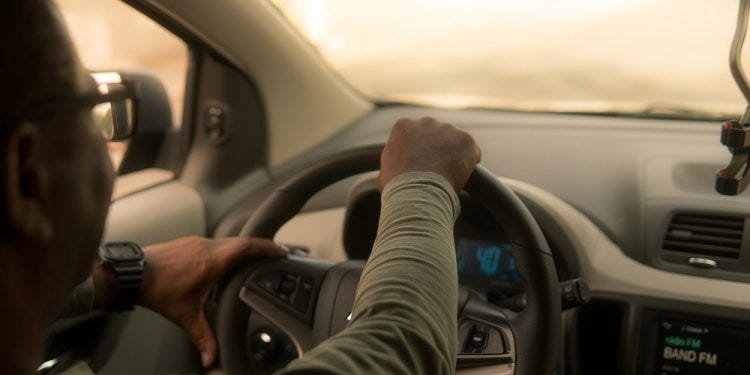 5 Pros and Cons of Using Your Vehicle to Drive for a Ride-Sharing ...
