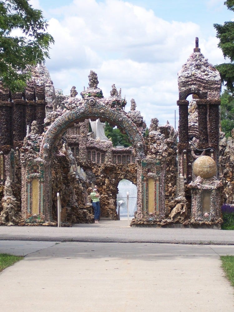 Most Beautiful Places to Visit in Iowa | by Discovarica | Medium