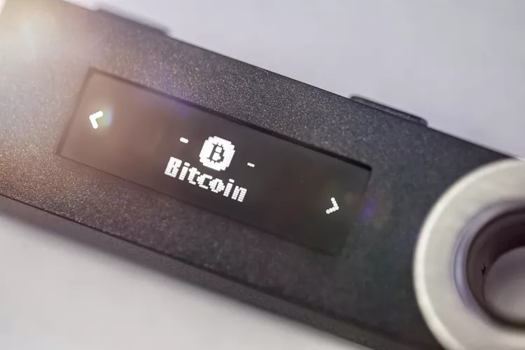 How to Securely Store Cryptocurrency: A Comprehensive Guide | by Money ...