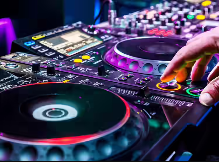 Unleash Your Musical Potential: The Best DJ Course in Shillong | by ...