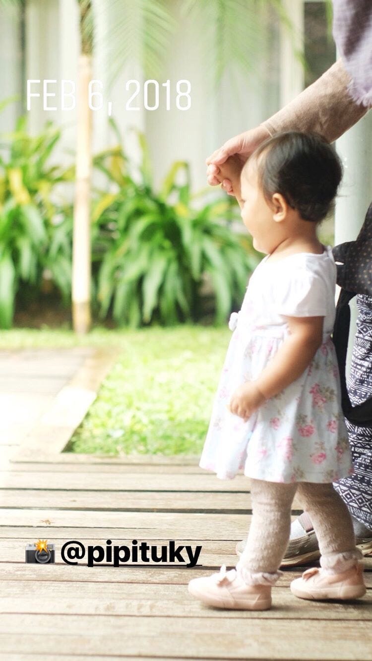 Dear Sarah-chan. Sarah anak Ndo sayang, melihat Sarah… | by Yuny Fikriyah Shofy | Medium
