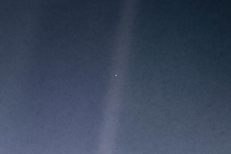 Pale Blue Dot.. Earth. | by Harlingga. | Medium