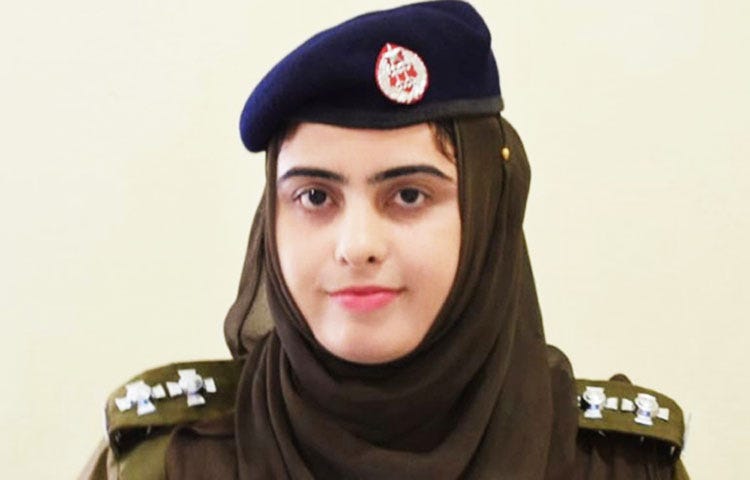 Pakistan’s First Female SHO Dealt with 200 Rape Cases | by Ch Dawood | Oct, 2024 | Medium