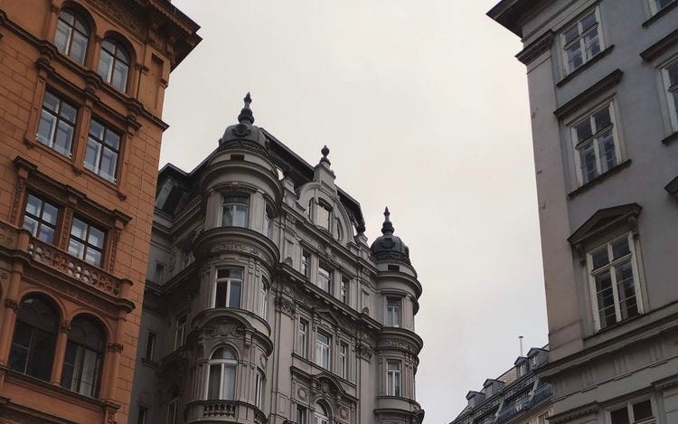 Semua berulang; tidak ada yang baru. Selalu ada yang tumbuh dan ada yang runtuh. | by Marteen ...